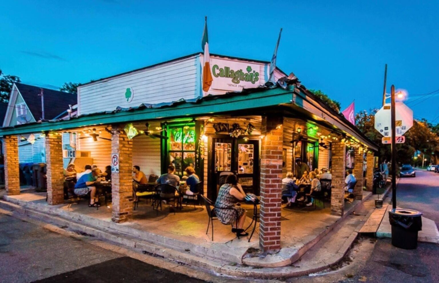 Best Dive Bars Near Me | Authentic American Bar Culture